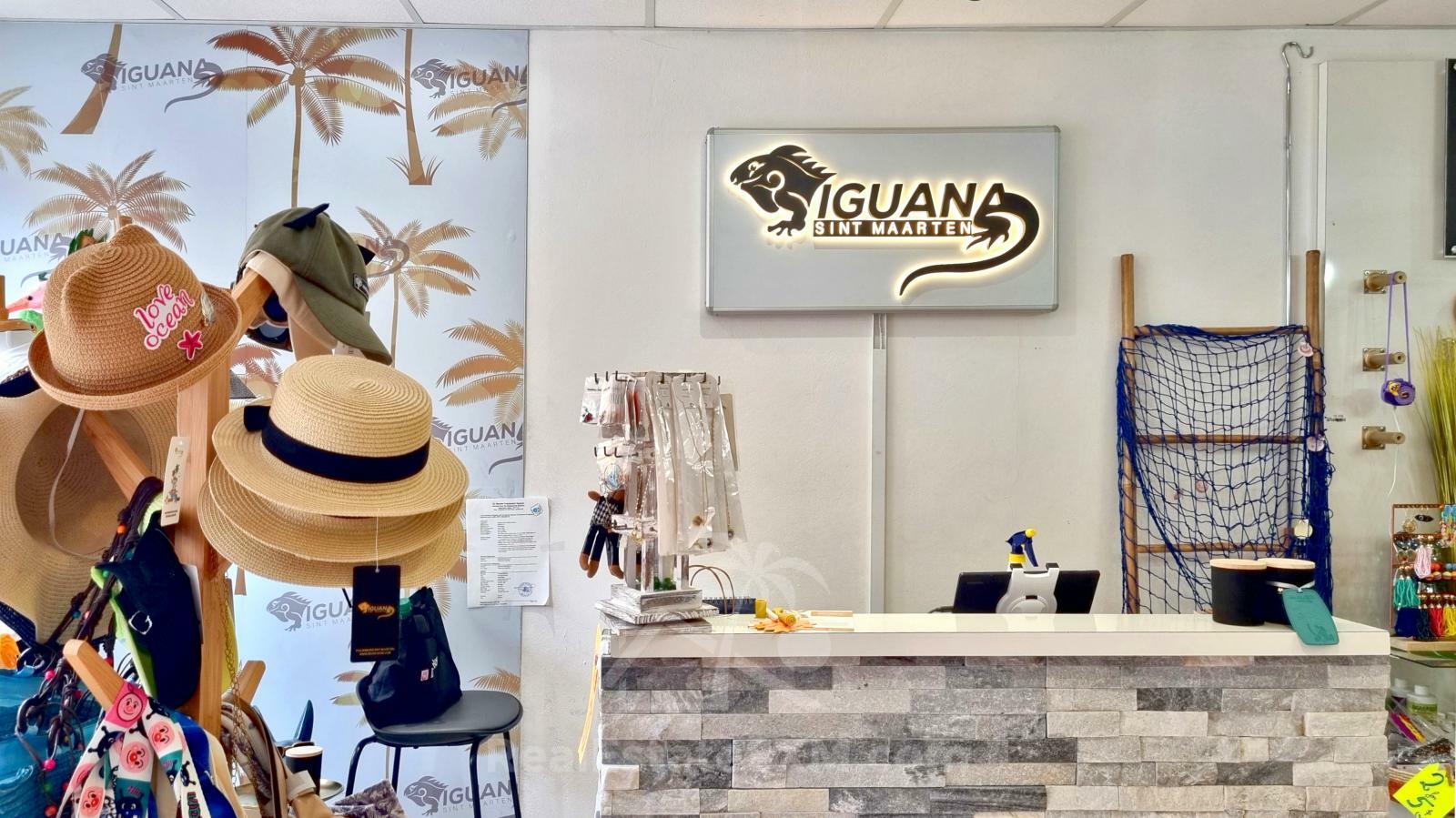 St Maarten business FOR SALE in Philipsburg, Frontstreet.